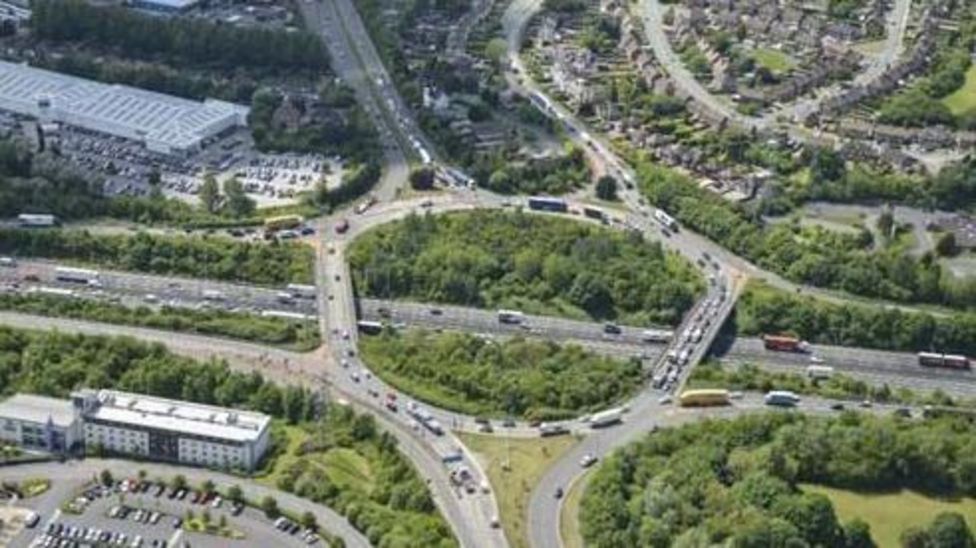 M6 junction 10 at Walsall fully opens to drivers - BBC News