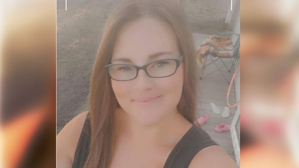 Menyw yn sownd mewn ysbyty yn Nhwrci wedi ffrae yswiriant - BBC Cymru Fyw