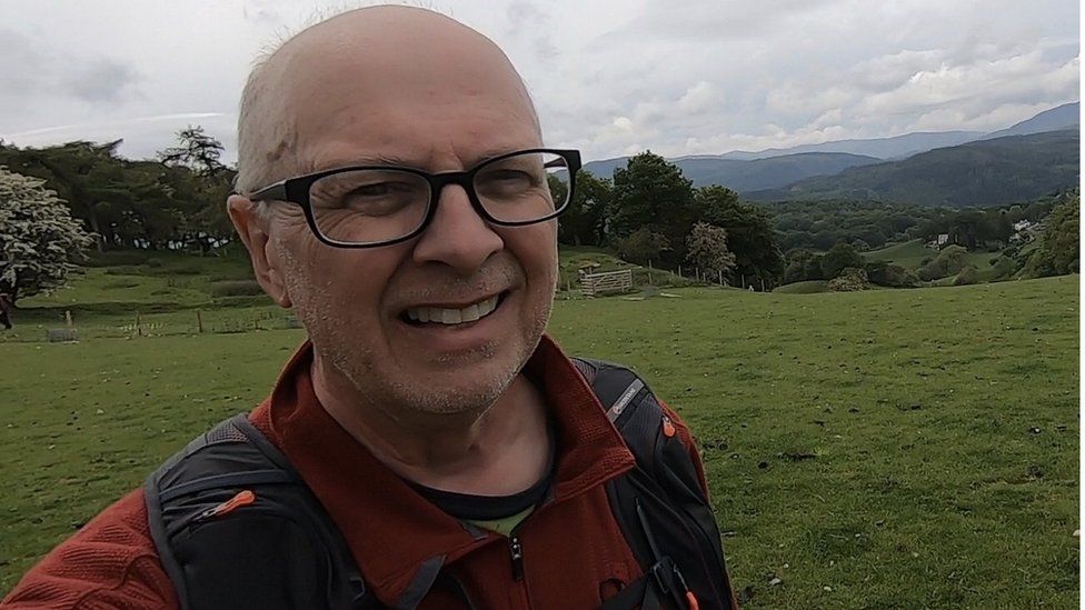 Brwydr Llafur i ddal gafael ar 'wal goch' y gogledd - BBC Cymru Fyw