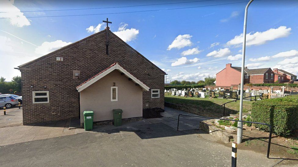 Pigs on the loose in Rotherham graveyard cost council up to £2,500 ...