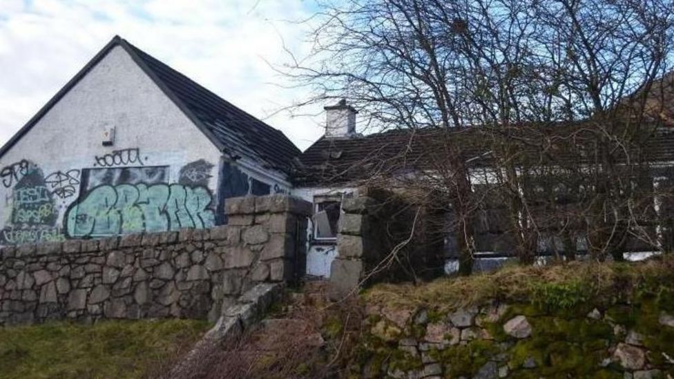 Plans for Savile's Glen Coe cottage goes to Highland councillors - BBC News