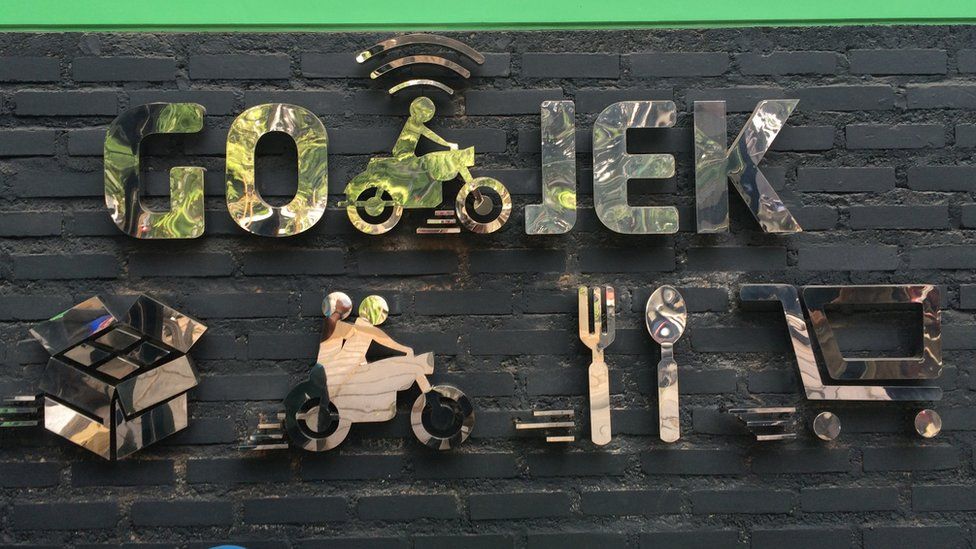 Go-Jek: On the go in Jakarta - BBC News