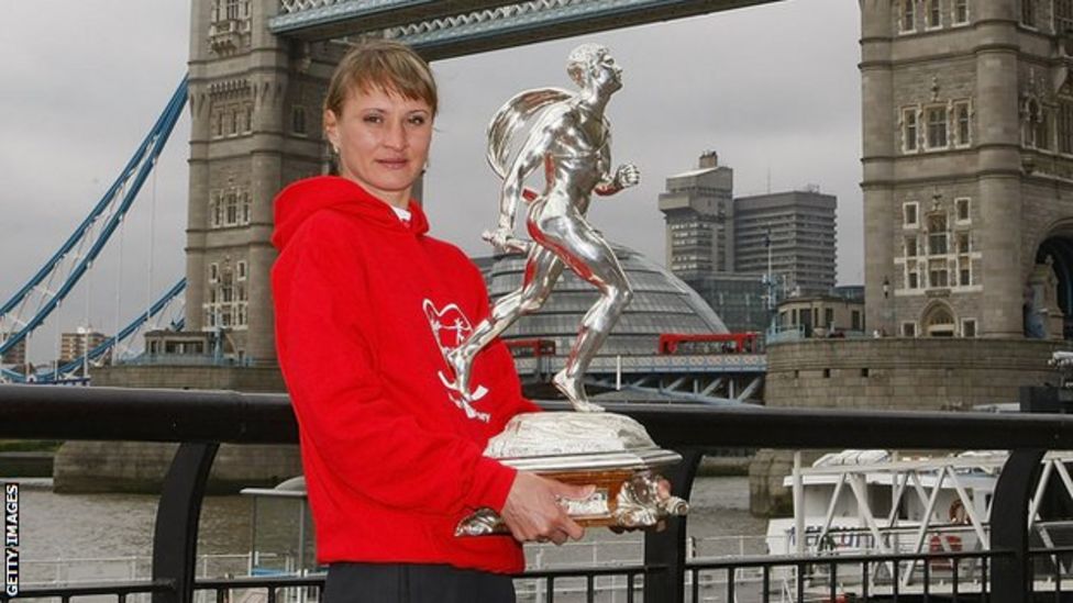 London Marathon: Race chief Nick Bitel criticises IAAF - BBC Sport