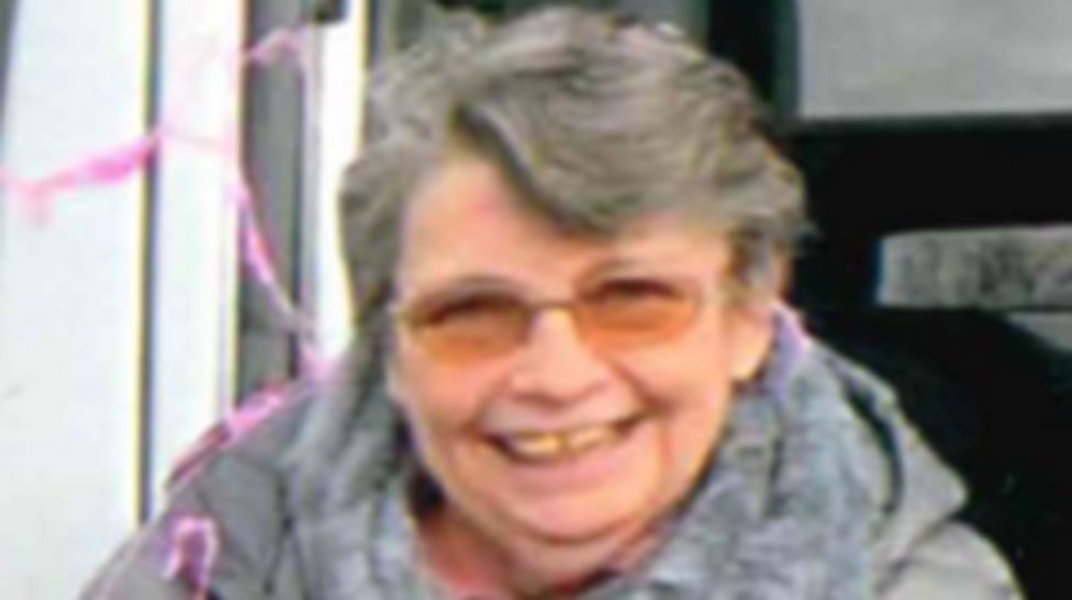 Joy Boulton: Family pay tribute to woman found dead in her home - BBC News