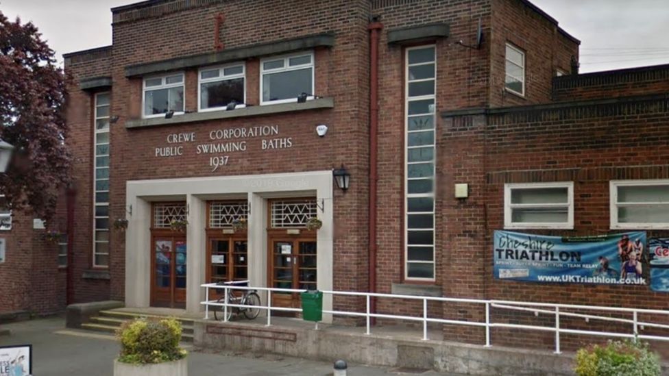 Plans to convert Crewe's Art Deco swimming baths welcomed - BBC News