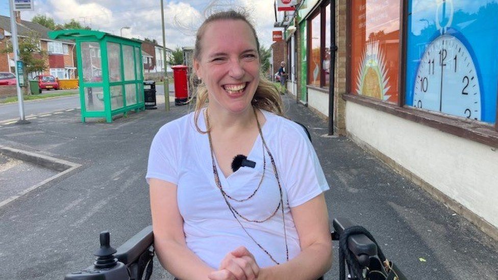 Paralympian Sophie Christiansen hits out at retailers over access - BBC ...