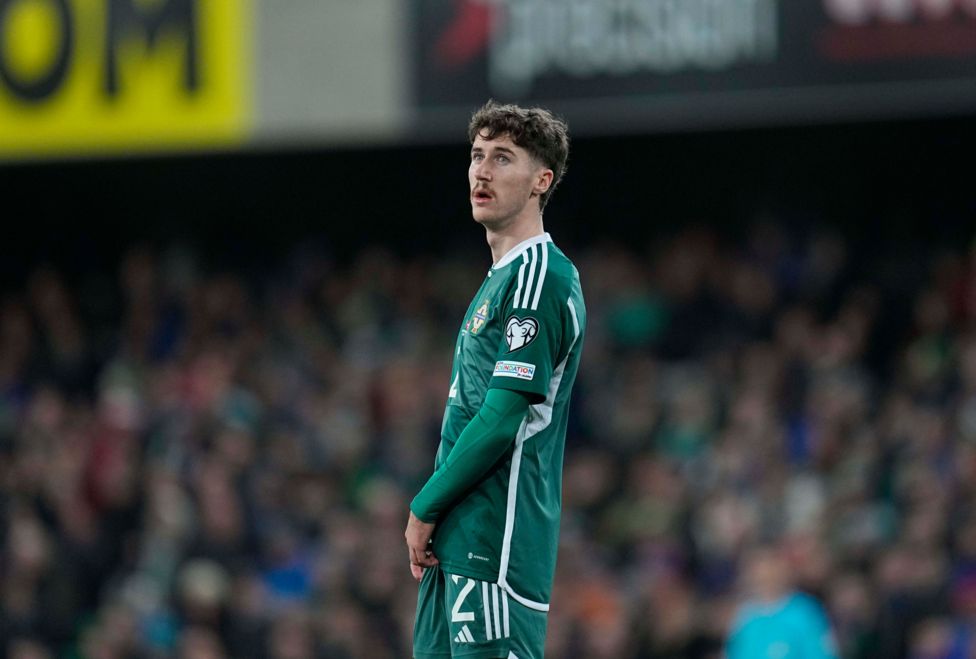 Trai Hume v Conor Bradley: Northern Ireland's selection 'problem' - BBC ...