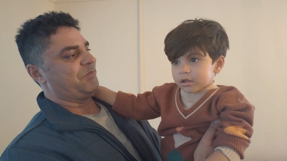 Dad fears mouldy Wiltshire flat is making his kids ill - BBC News