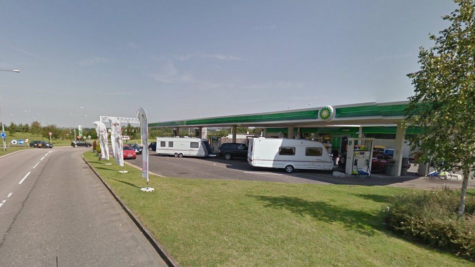 England's best and worst motorway service stations named - BBC News