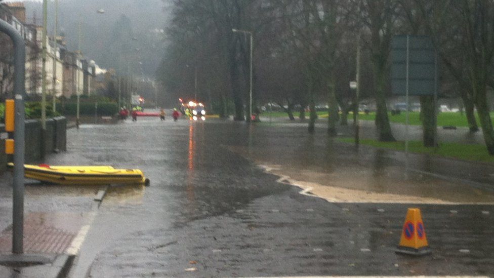 Borders and Dumfries and Galloway flooding clean-up continues - BBC News