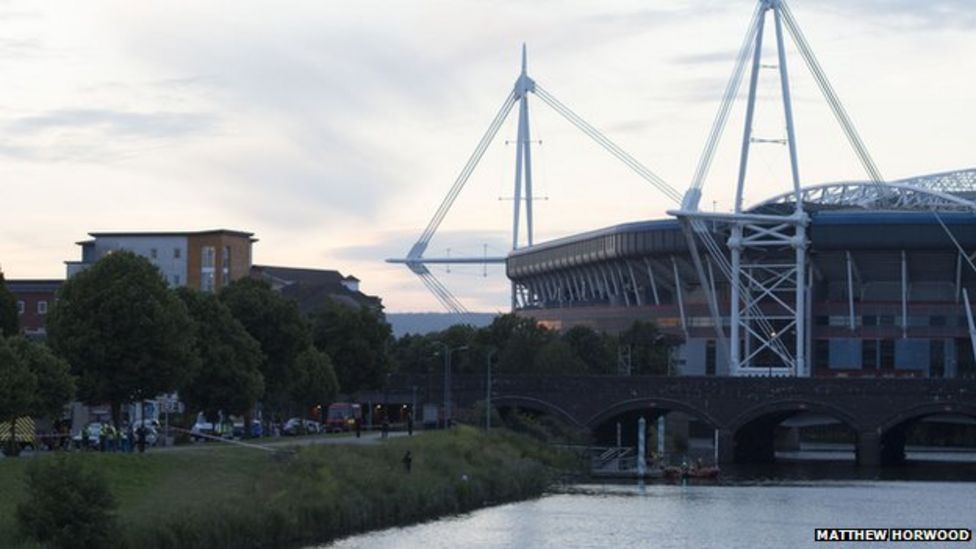 Police probe after baby's body found in River Taff, Cardiff - BBC News