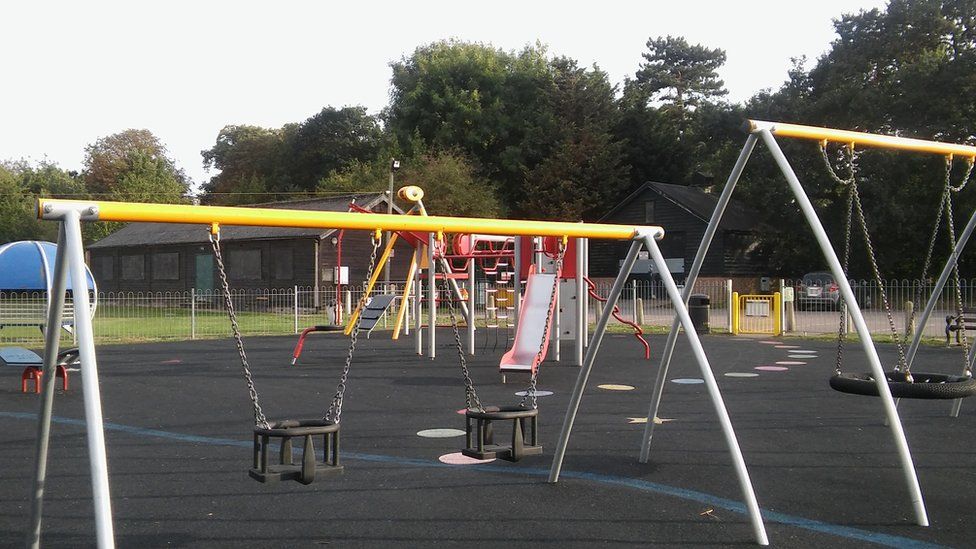 Writtle Parish Council meeting with police 'very positive' - BBC News