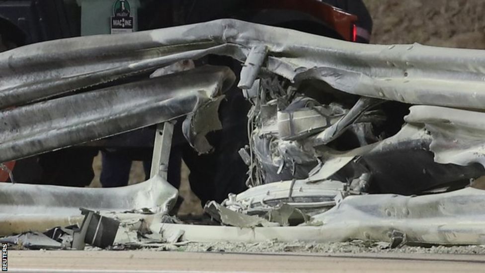 Romain Grosjean: Haas driver suffers burns after huge Bahrain GP crash ...