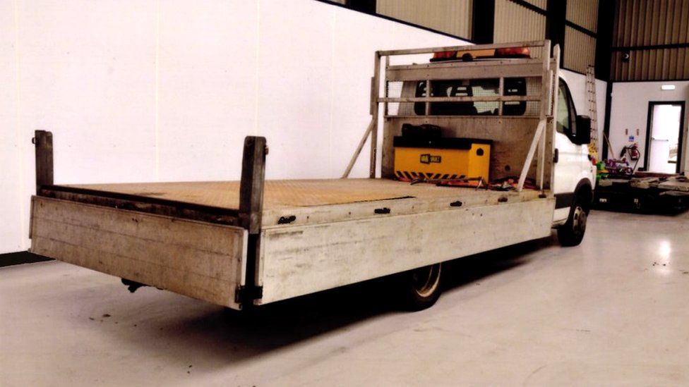 Crime gang member Joseph Lindsay to pay back £103,000 of 'dirty money ...