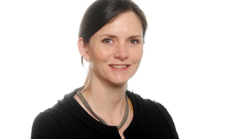 NHS Grampian appoints Amanda Croft as chief executive - BBC News