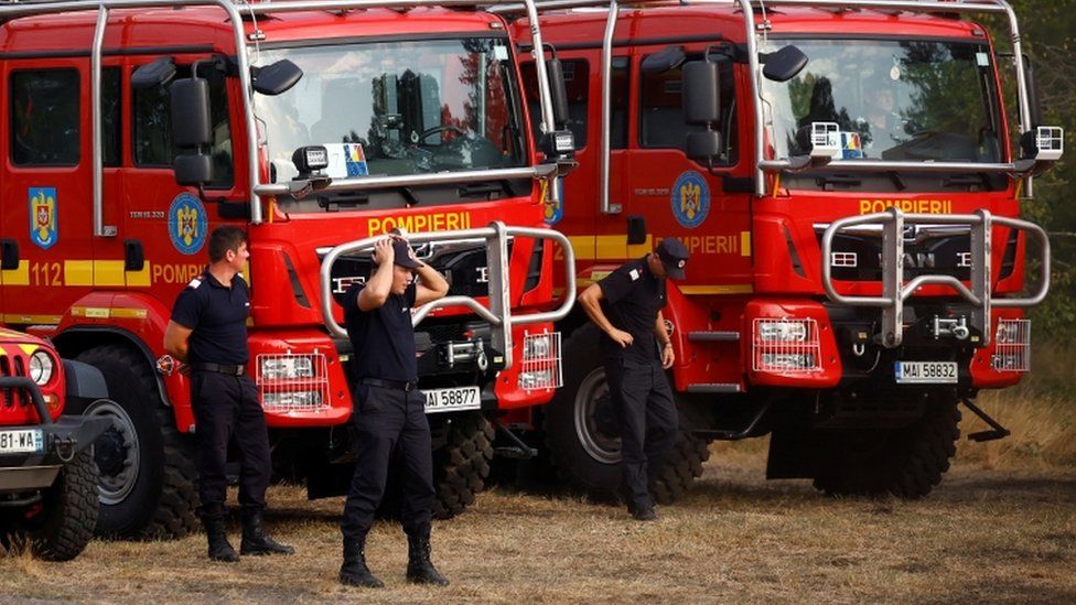 France Wildfires: EU countries send firefighters to France to help ...