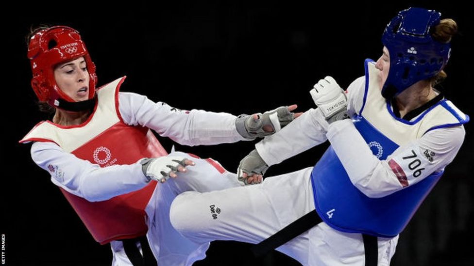 World Taekwondo Championships: Bianca Cook takes bronze in Baku - BBC Sport
