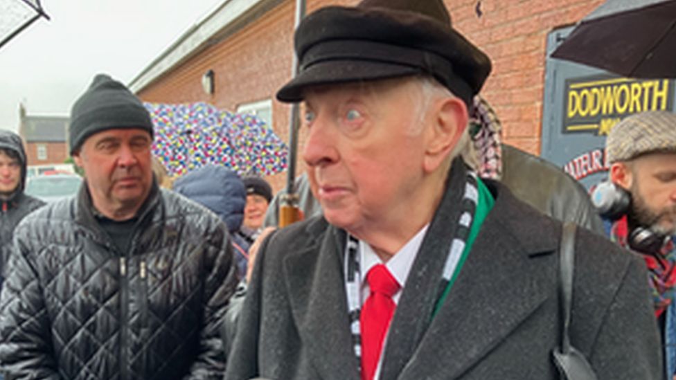 Arthur Scargill joins miners' strike's 40th anniversary rally - BBC News