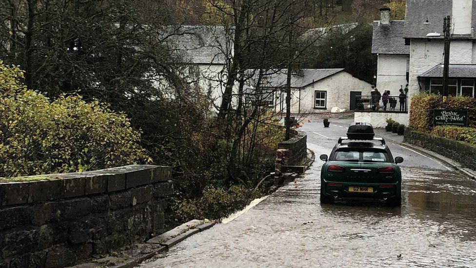 Bridge of Cally: Flooding causes bridge 'collapse' and road closure ...