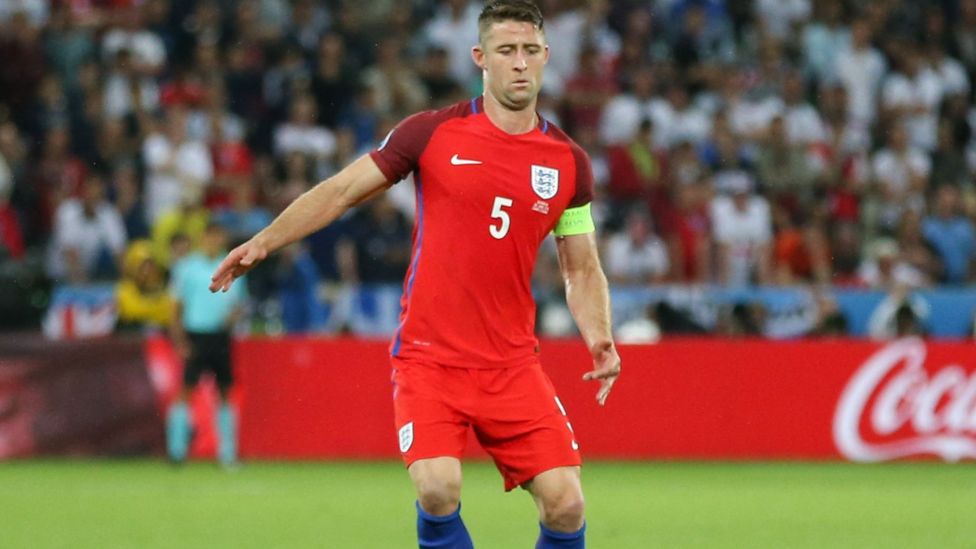 Euro 2016: Wales & England through to knockout stages - BBC Sport