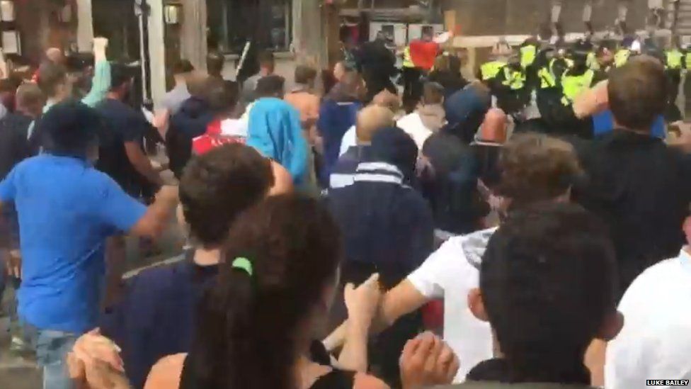 Seven jailed over London 'free Tommy Robinson' protest - BBC News