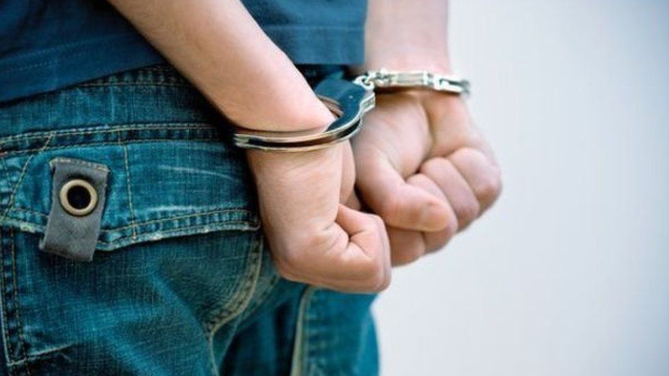 Leicestershire Police log of children's fight 'perverse' - BBC News