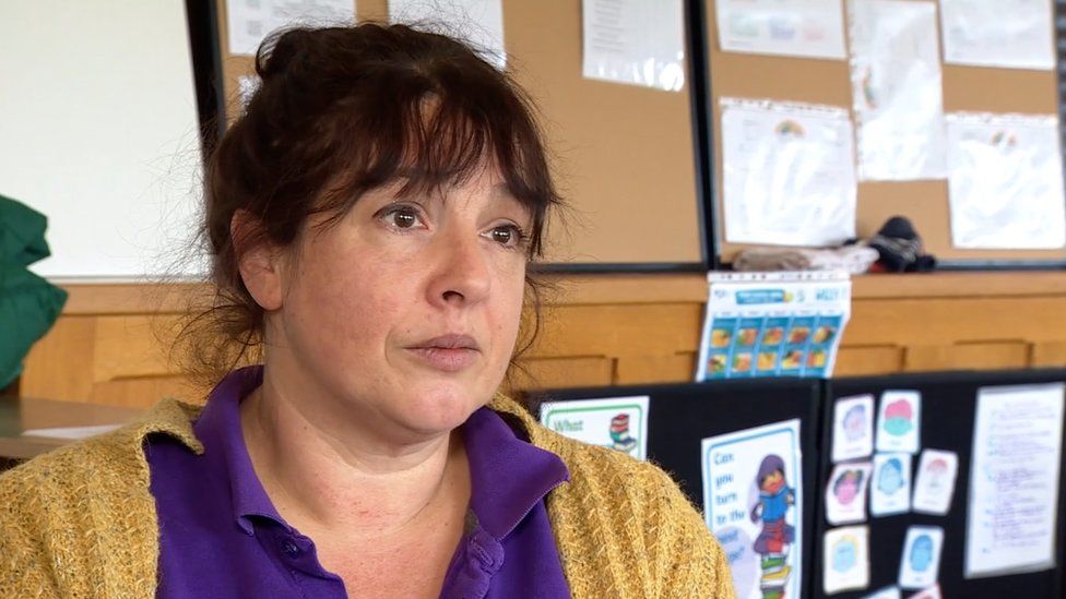 Andover nursery shuts down amid cost of living crisis - BBC News