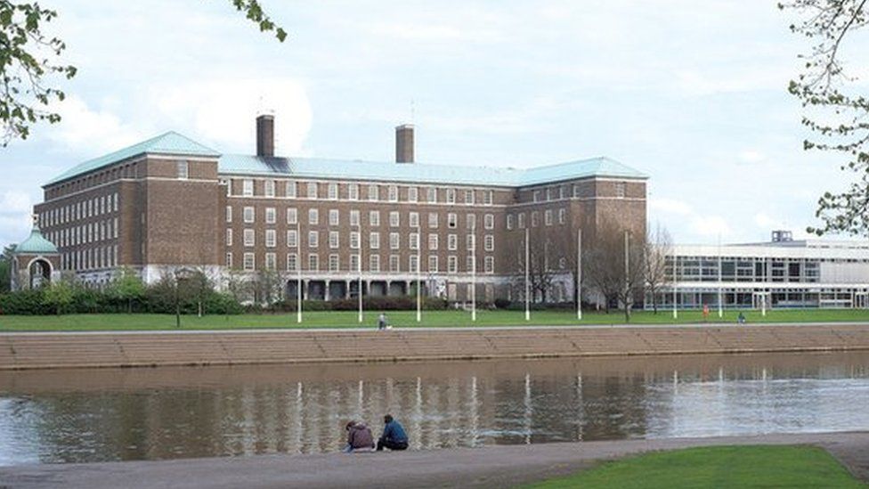 Bid for councils in Nottinghamshire to be 'scrapped' - BBC News