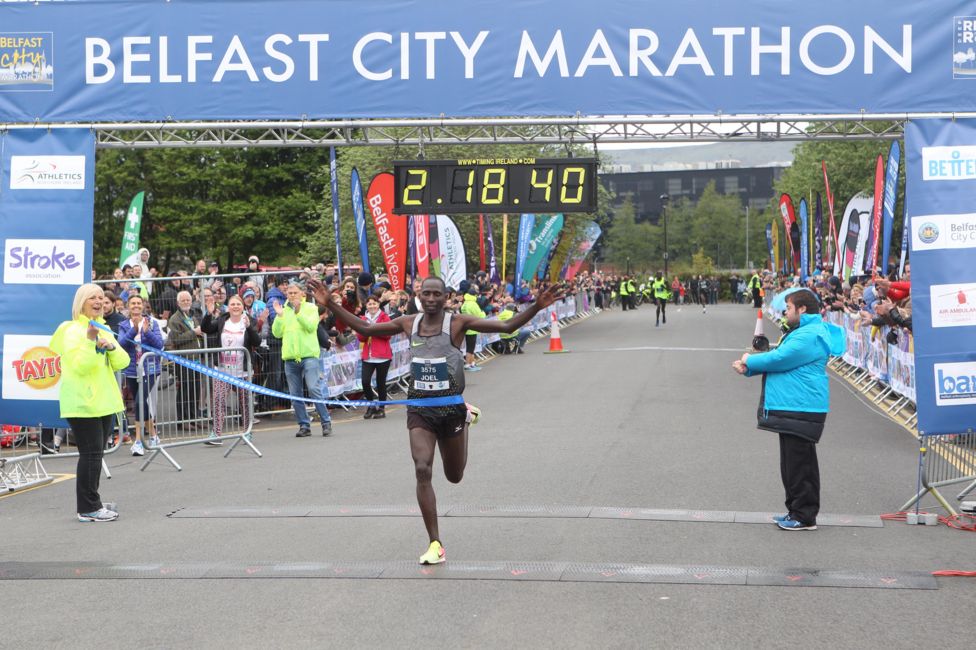 Belfast Marathon: Kenyan woman sets new record in race - BBC News