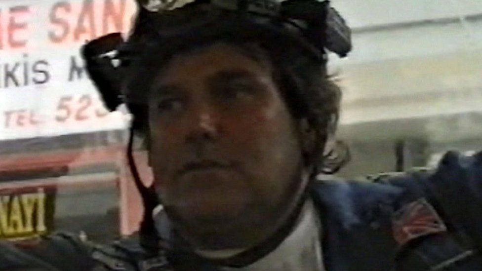 Birthday honours: Disaster rescue leader appointed MBE - BBC News