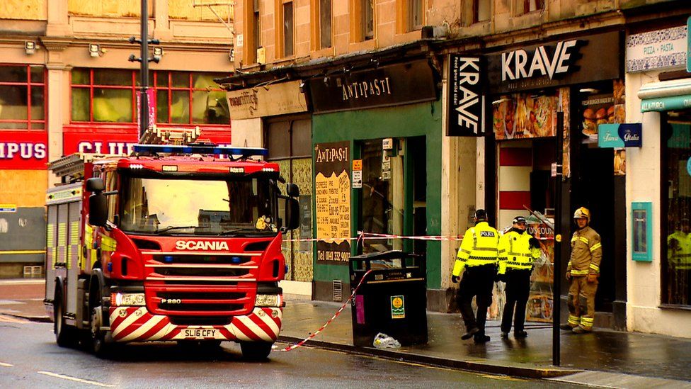 Disruption continues after 'challenging' Glasgow fire - BBC News