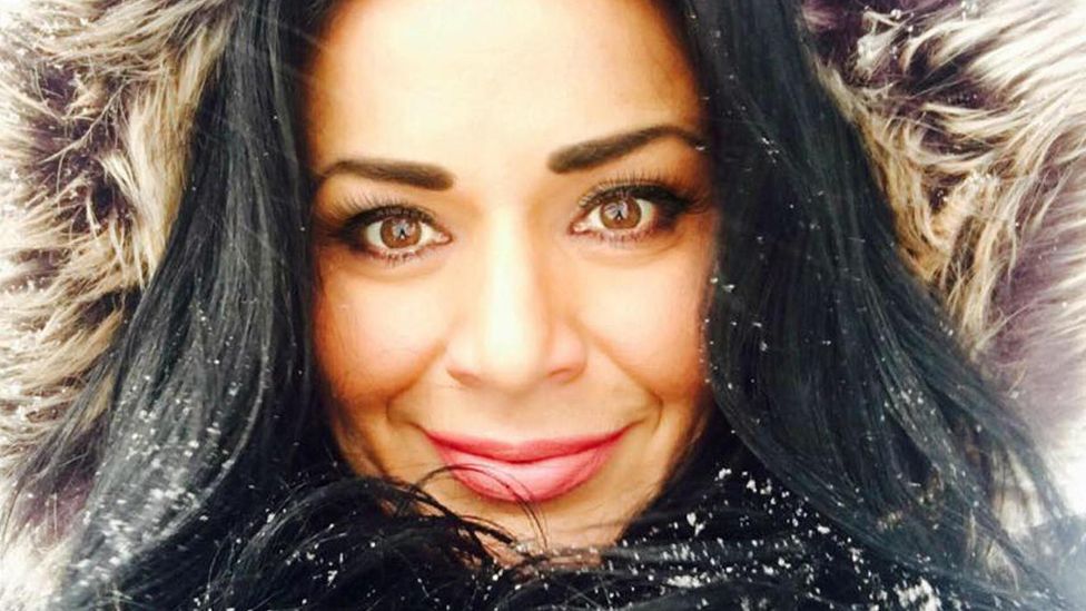 New York woman sentenced for cheesecake murder plot - BBC News