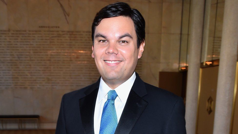 What is an EGOT and who’s won one? - BBC Newsround