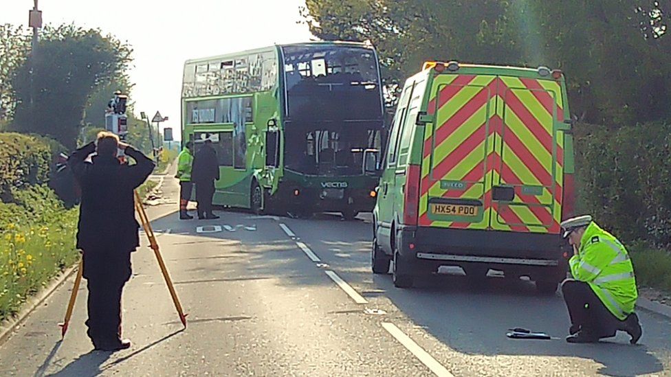 Isle of Wight car and bus crash death driver's sentence increased - BBC ...