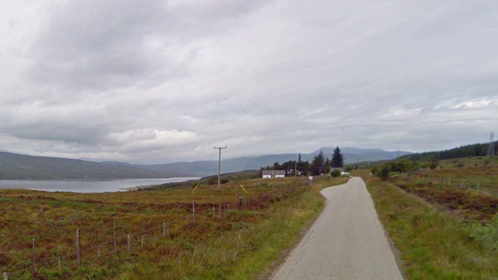 Appeal after biker seriously injured on A838 near Lairg - BBC News