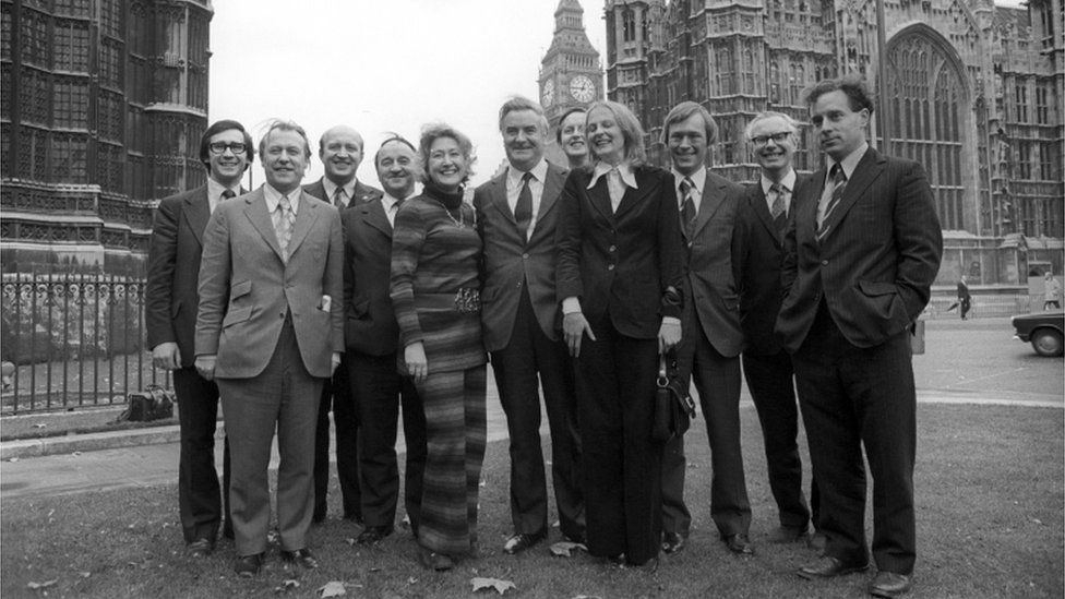 Former SNP leader Gordon Wilson dies - BBC News