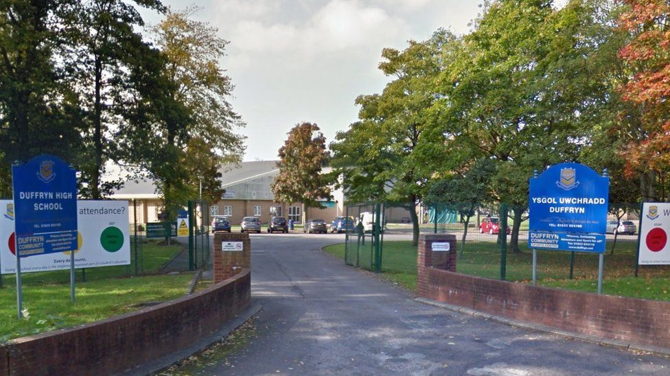 Newport Welsh medium high school given go-ahead - BBC News