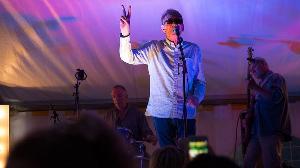 Lluniau: Gŵyl Nôl a Mla'n 2018 - BBC Cymru Fyw