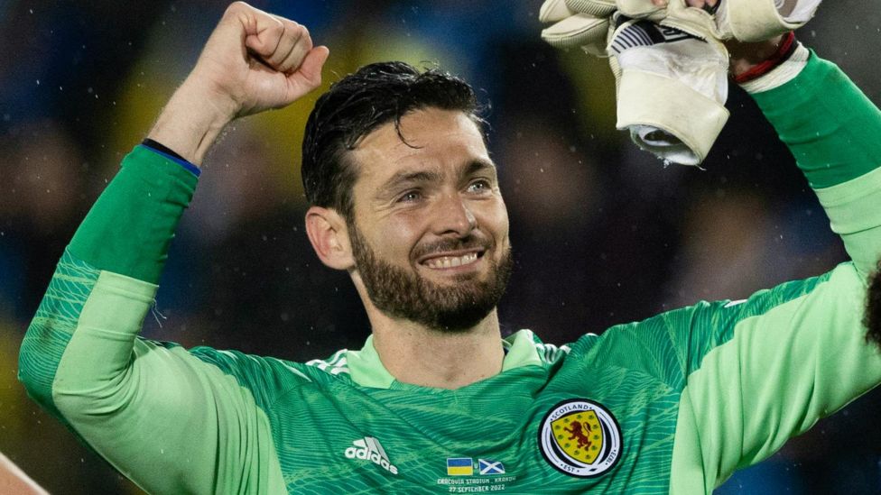 'He delivered again' - Gordon hailed after landmark cap - BBC Sport