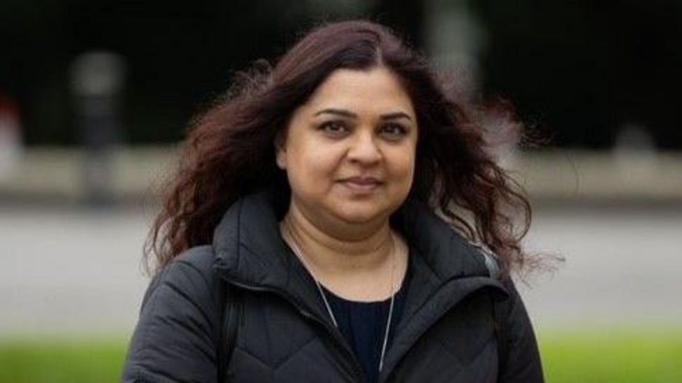 Tanya Nasir 'fake' nurse qualifications checked by NHS, jury told - BBC ...