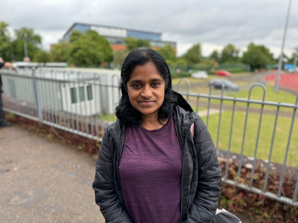 Bury St Edmunds: More investment for leisure centre on the table - BBC News