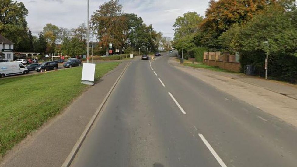 Northampton crash victim, 75, dies two weeks later - BBC News
