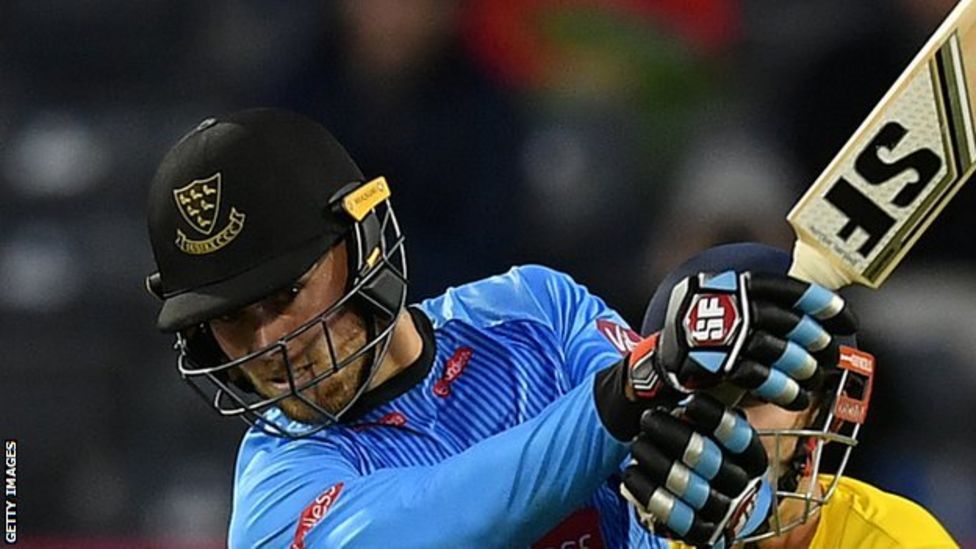 Phil Salt: Sussex batsman signs contract extension - BBC Sport