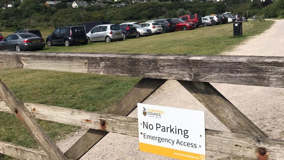 Cornwall Council car parks stay free until 17 May - BBC News