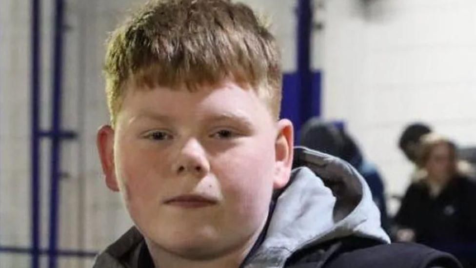 Alfie Lewis: Boy, 15, to be sentenced over murder in Leeds - BBC News