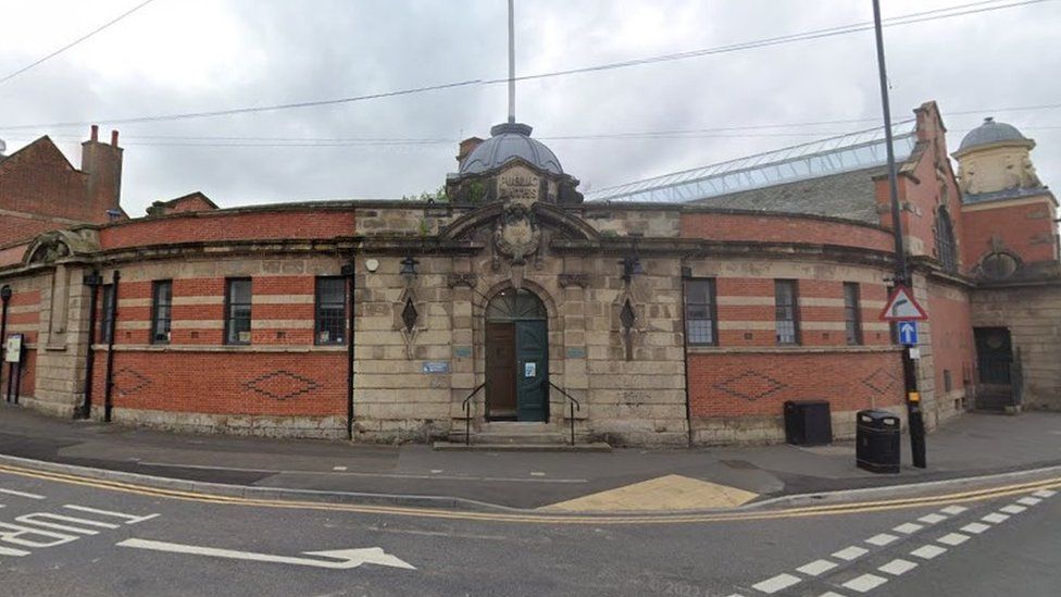 Food and film combined in new Stirchley festival - BBC News