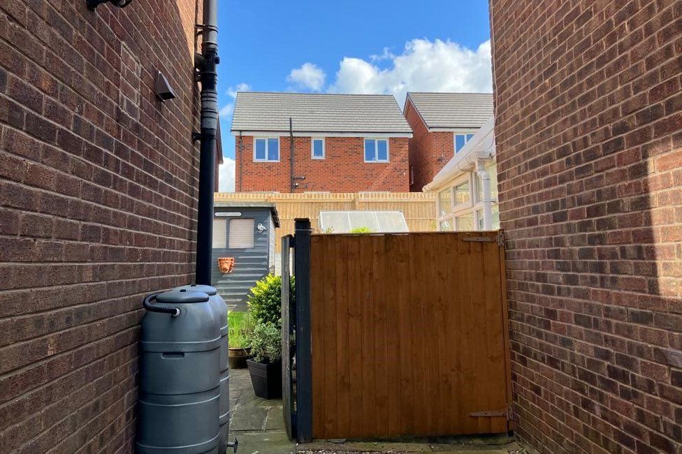 Cheadle homes row: Privacy invaded 'after properties built too high ...