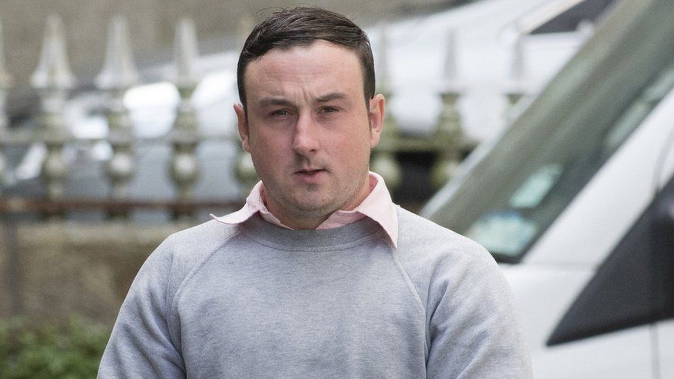 Garda Adrian Donohoe murder: Aaron Brady sentenced to life in prison - BBC News