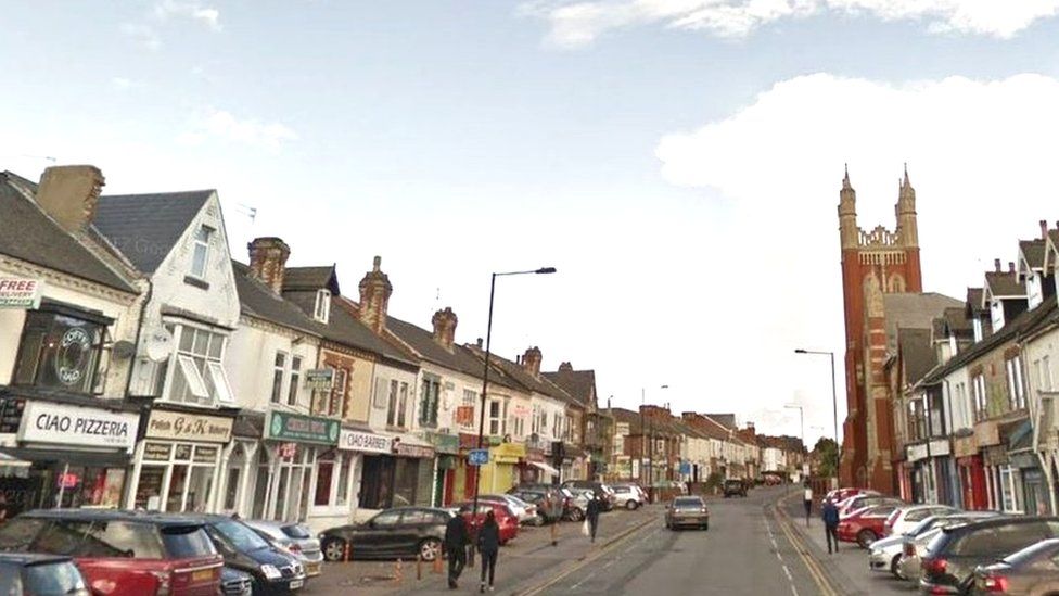 Doncaster attempted murder arrest woman bailed - BBC News