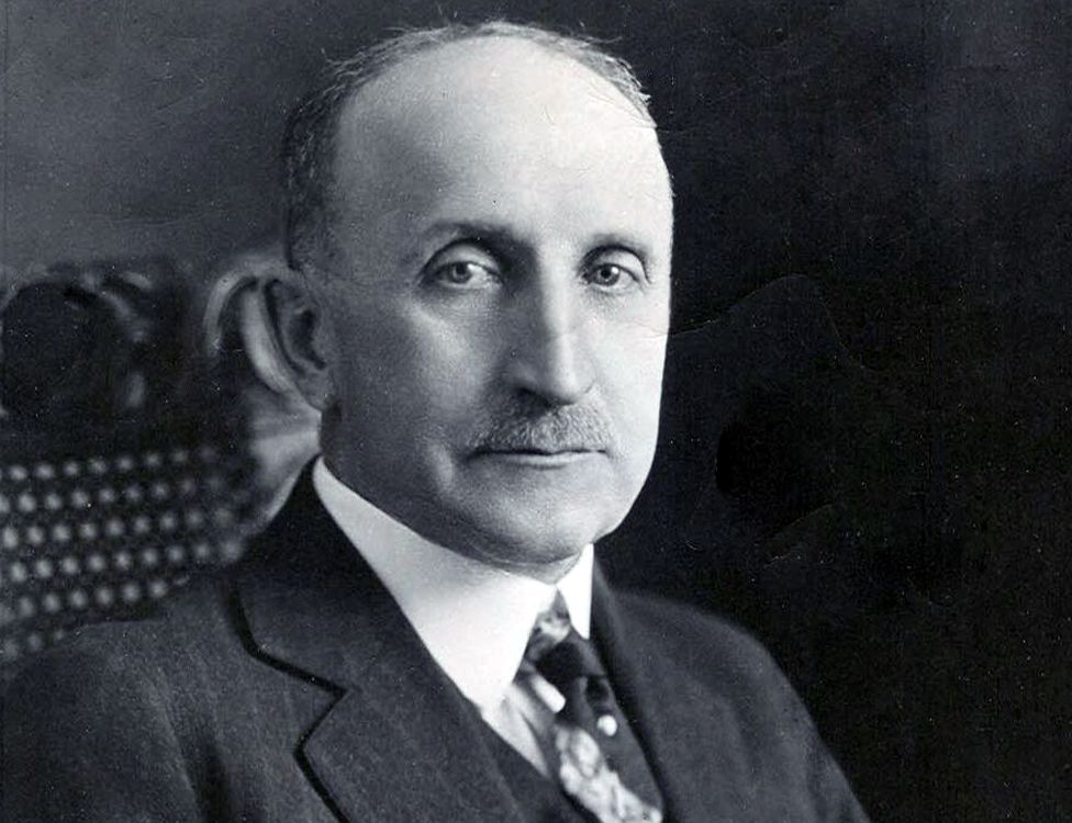 How much do we really know about why we give to charity? - BBC News